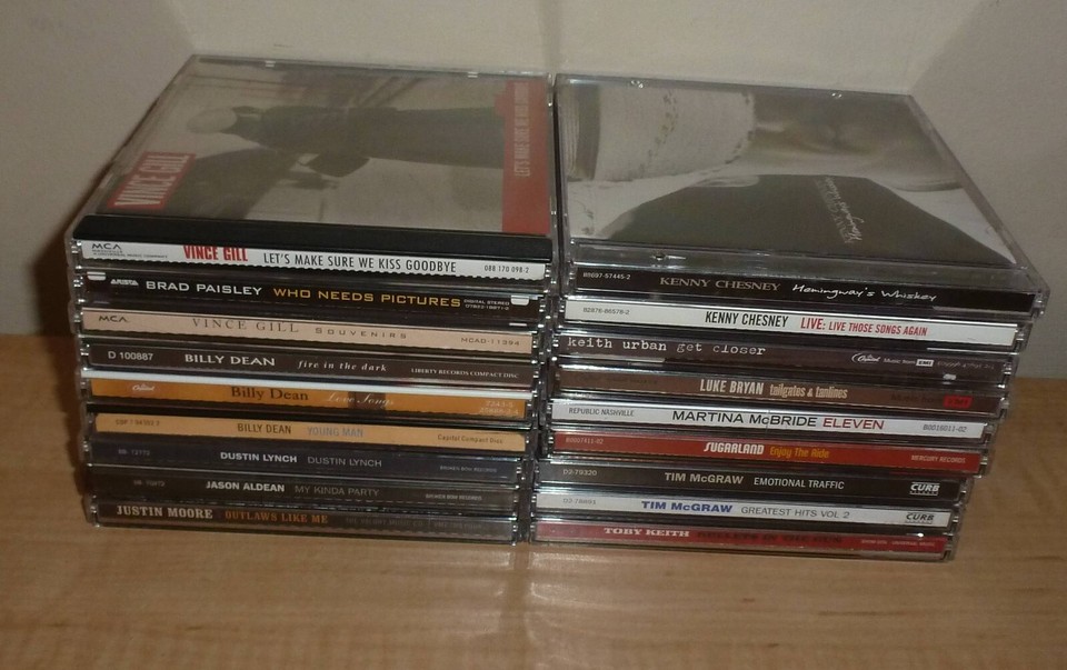 Lot of 18 Country Music CDs .. Aldean, Lynch, Chesney, McGraw, Bryan ...