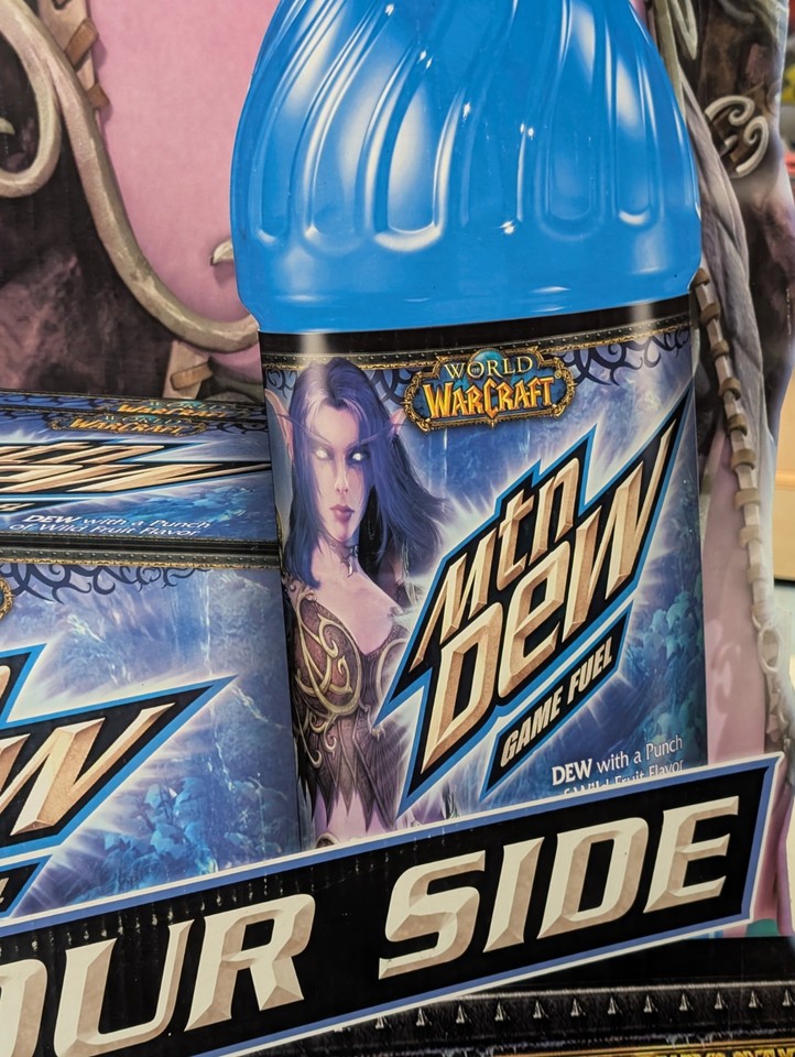 World Of Warcraft Mountain Dew Standee | Game Fuel Alliance Nightelf ...