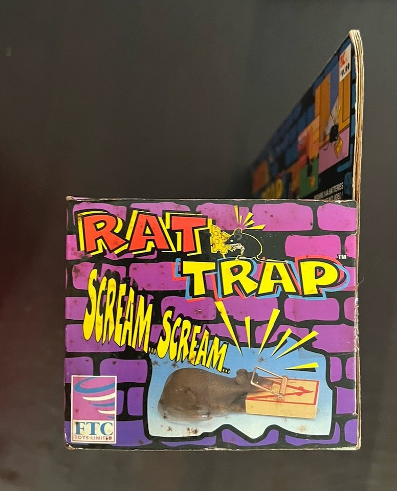 SCAREWEAR Rat Trap Halloween Prop Animated Screaming Rat toy New | eBay