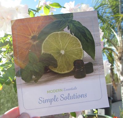 Modern Essentials SIMPLE SOLUTIONS pocket size mini BOOKLET doterra ...