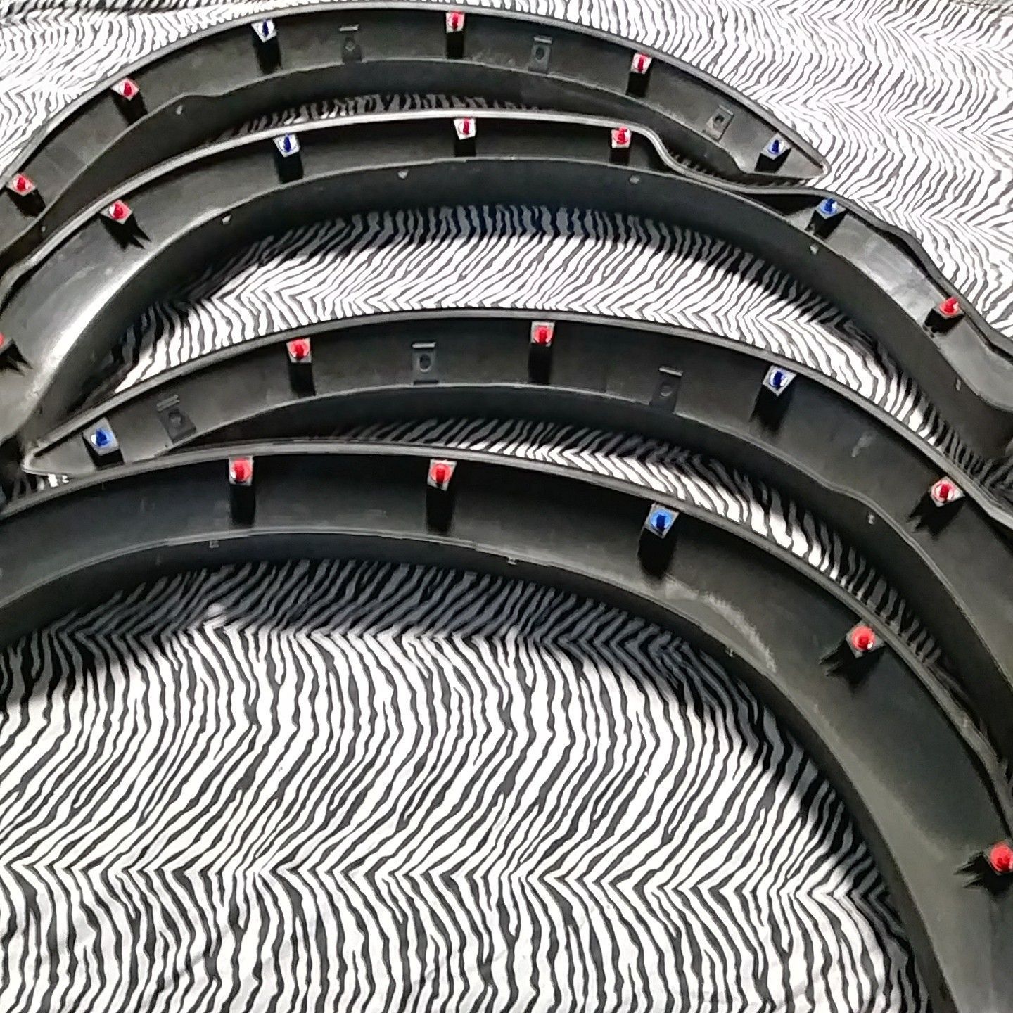 Fender Wheel Flare Clips 26 Red & Blue Combo Kit Toyota Tacoma Tundra ...