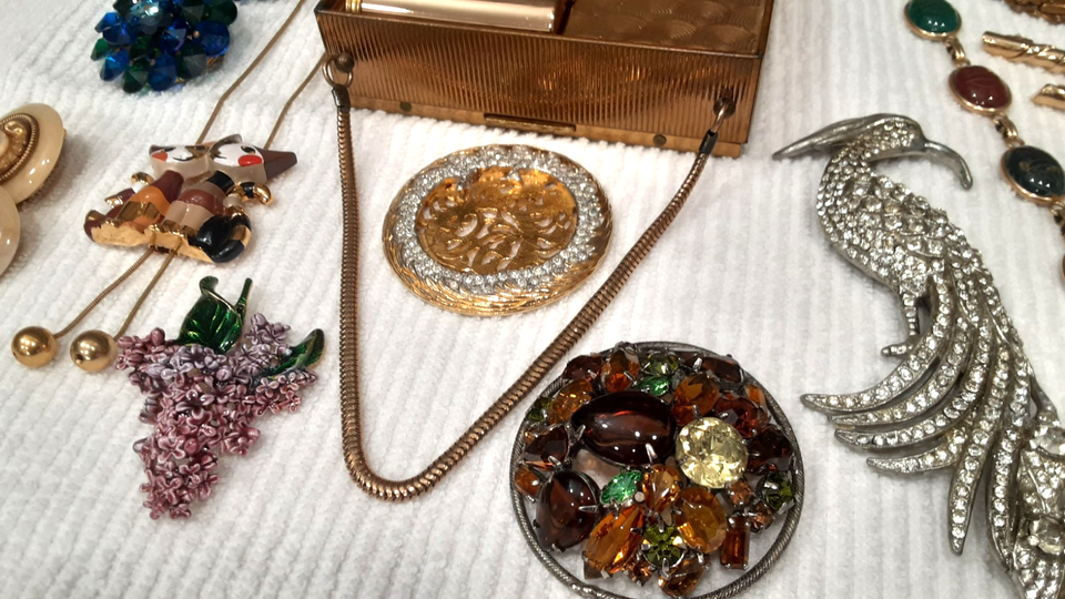 Vintage Costume Jewelry LOT 13 Nettie Rosenstein Valentino MFA Lilac ...