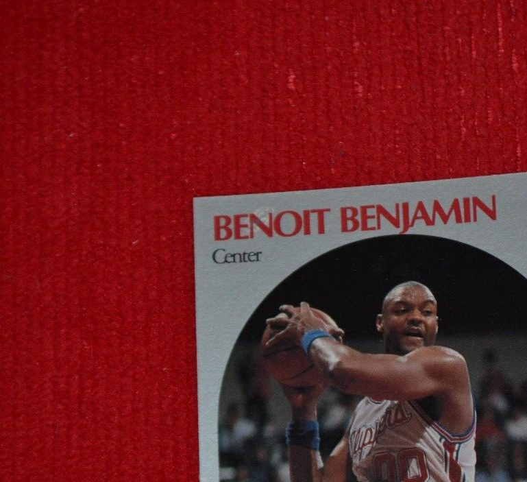 Benoit Benjamin 1990 NBA Hoops #142 RARE WHITE "O" ERROR CARD *Clippers ...