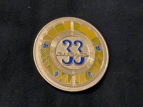 Walt Disney World Club 33 Challenge Coin | eBay