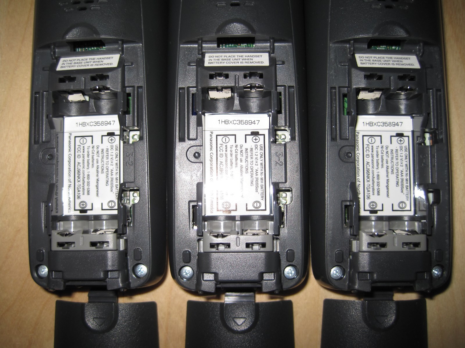 Lot of 3 Panasonic KX-TGA402 1.9 GHz Cordless Expansion Handset Phone ...