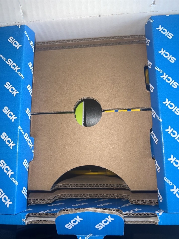 USED SICK S30A-7111CP S3000 SAFETY LASER SCANNER PROFINET IO ADVANCED ...