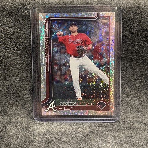 Austin Riley 2025 Topps Series 1 Sand Glitter #54 Braves Baseball Card ...
