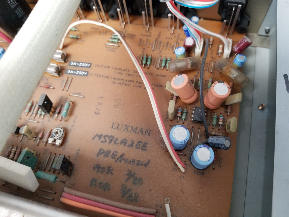 Vintage 1980's Luxman L-400 Duo Beta Stereo Integrated Amplifier ...