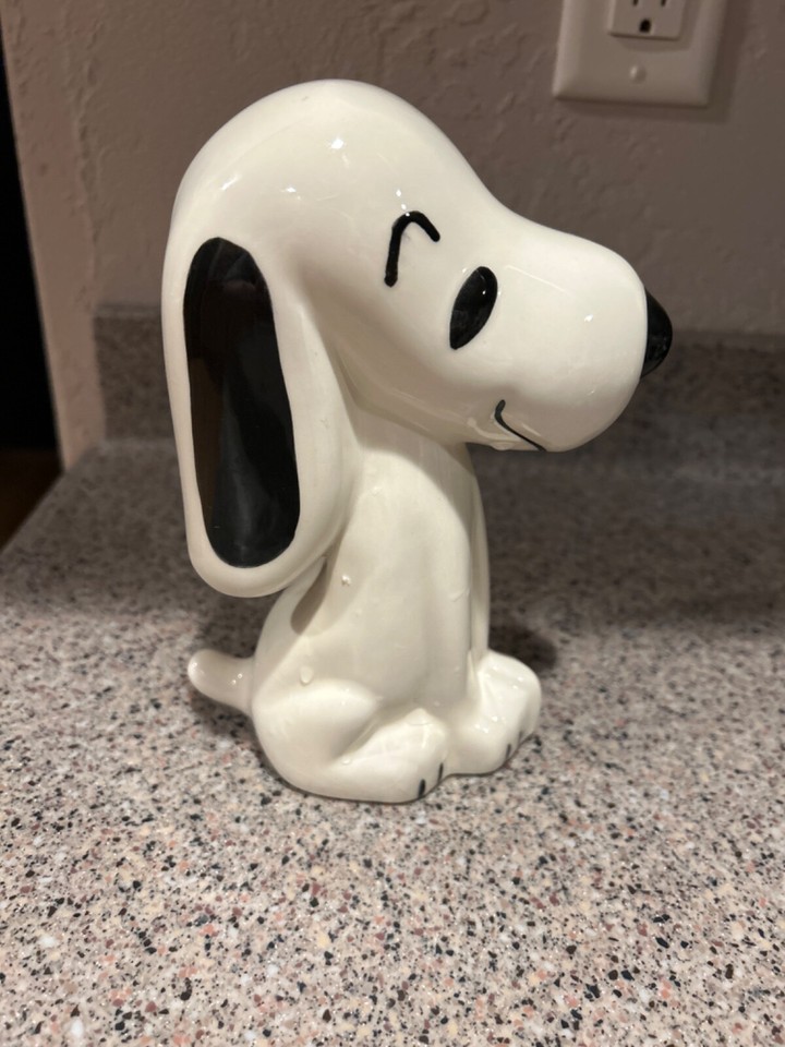 Vintage Hand Painted 1960s 1970s Ceramic SNOOPY peanuts EXC not a bank ...
