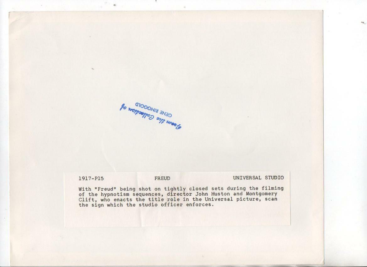 MONTGOMERY CLIFT JOHN HUSTON ORIGINAL 8X10 PHOTO 1963 FREUD SOUND STAGE ...