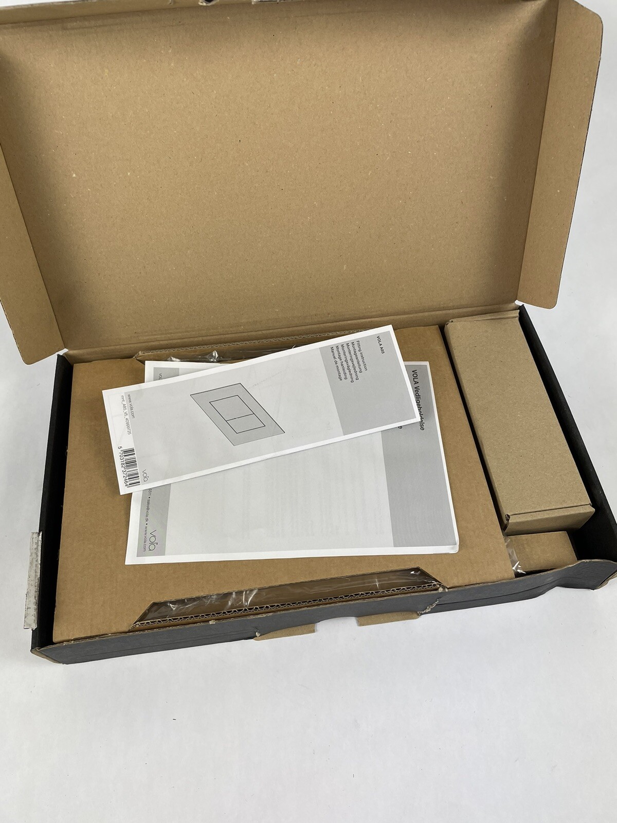 Vola A85-20 Chrome Brushed Finish Flush Actuator Dual Plate Hardware ...