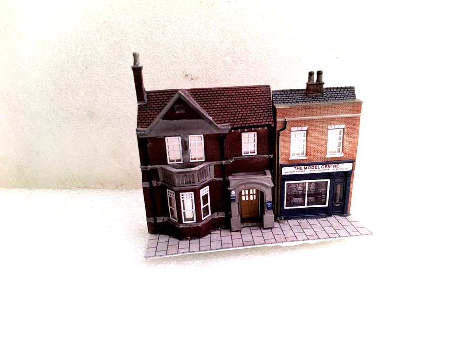 2 x BACHMANN LOW RELIEF BUILDINGS ON BASE N GAUGE | eBay UK