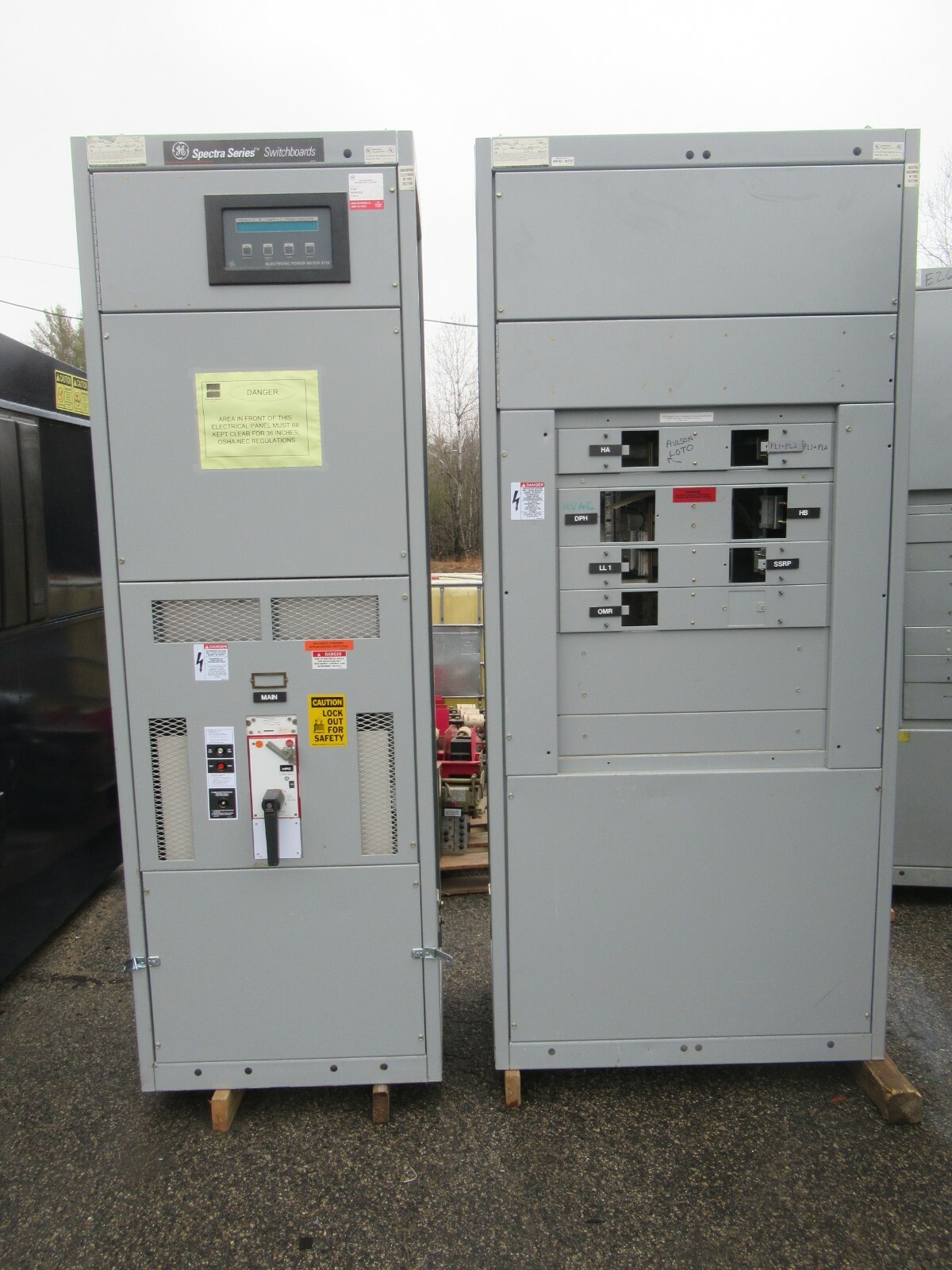 GE Spectra Panelboard THPR3608BG3T Main Breaker 480V 3PH4W W/GFI 2 ...