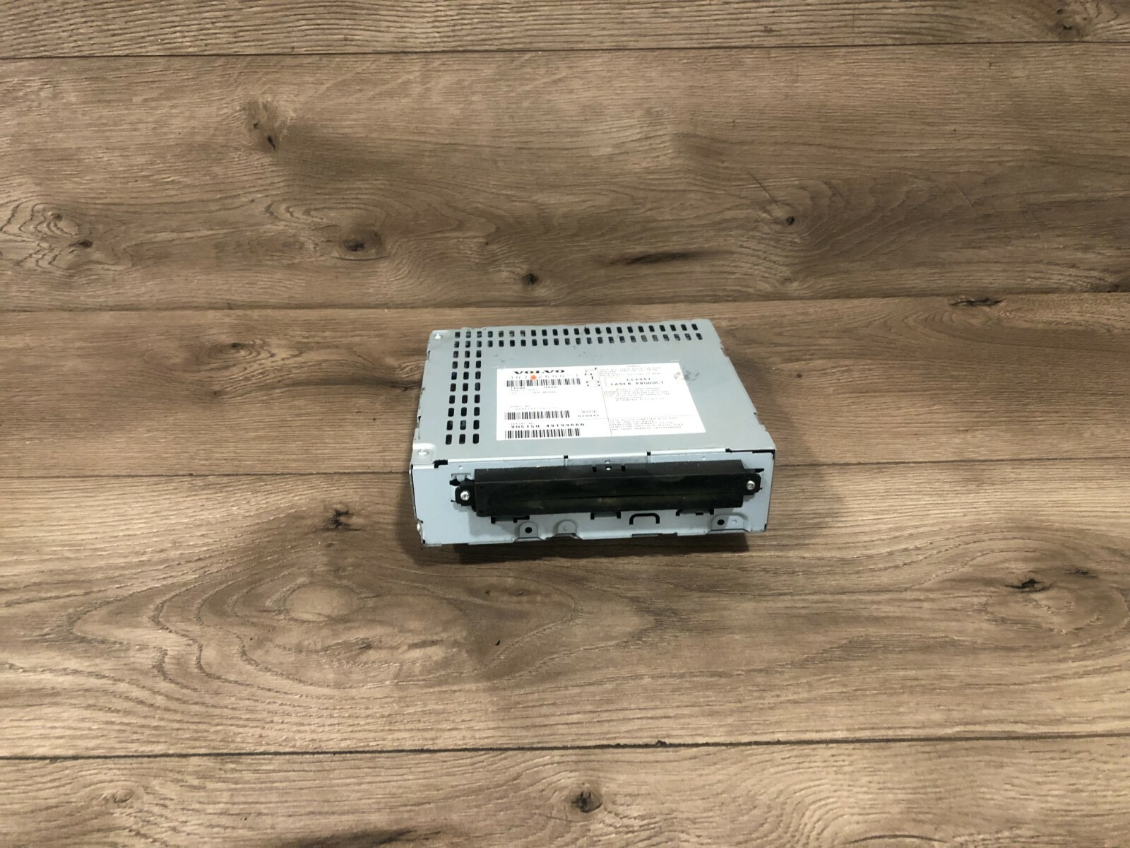 05_07 VOLVO OEM S40 V50 C30 V70 RADIO 6 DISC CD PLAYER HEAD UNIT STEREO ...