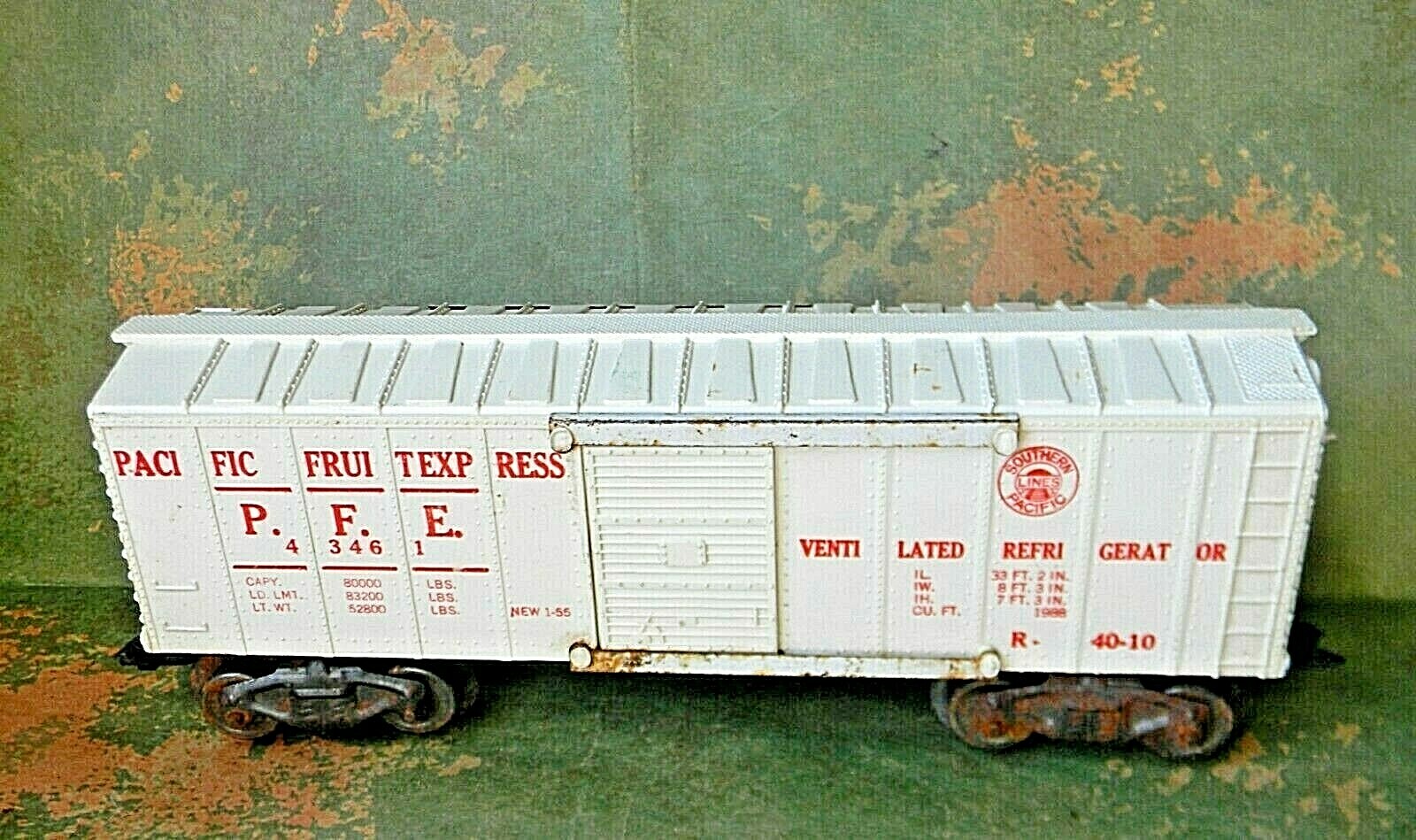 MARX Ventilated Reefer ~ SOUTHERN PACIFIC LINES ~ 8-Wheel Rd# PFE 43461 ...