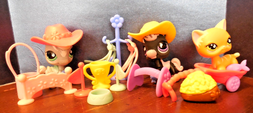 Littlest Pet Shop RACEABOUT RANCH 523 524 525 Tear Drop Eyes with NIB ...