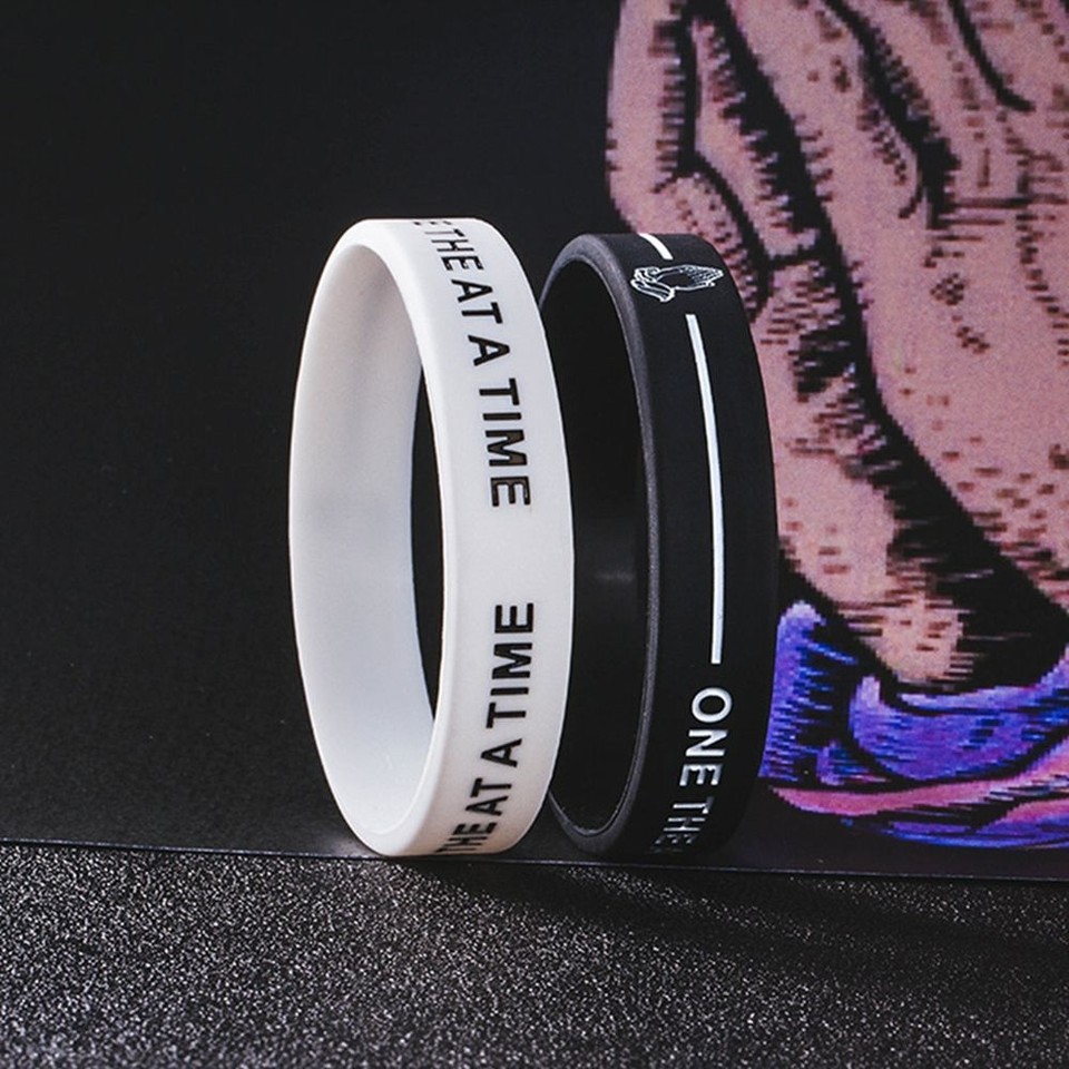 New Party Cuff Rubber Bangle Silica Gel Serenity Prayer Bracelet ...