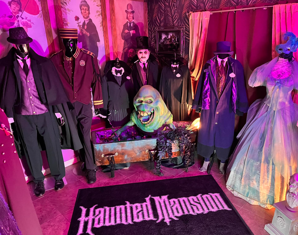 Disneyland Paris Phantom Manor Park Uniform Cast Member Prop Disney ...