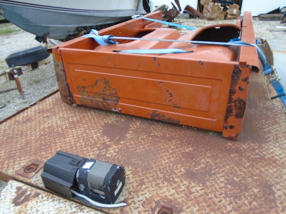 1973-1985 chevrolet truck k10 c10 k20 stepside lond bed dealer take off ...