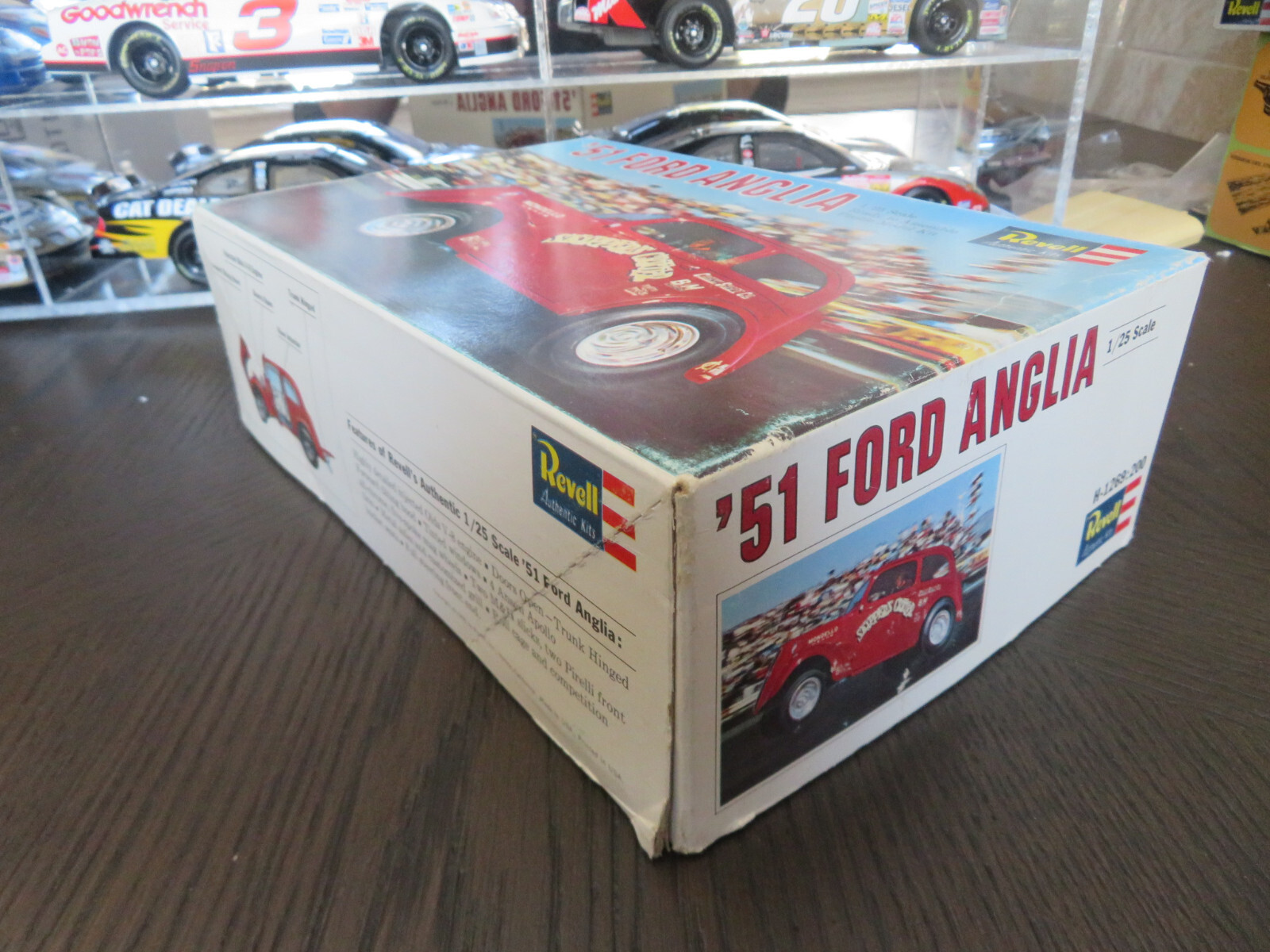 Original Revell 51 Ford Anglia 1/25 | eBay