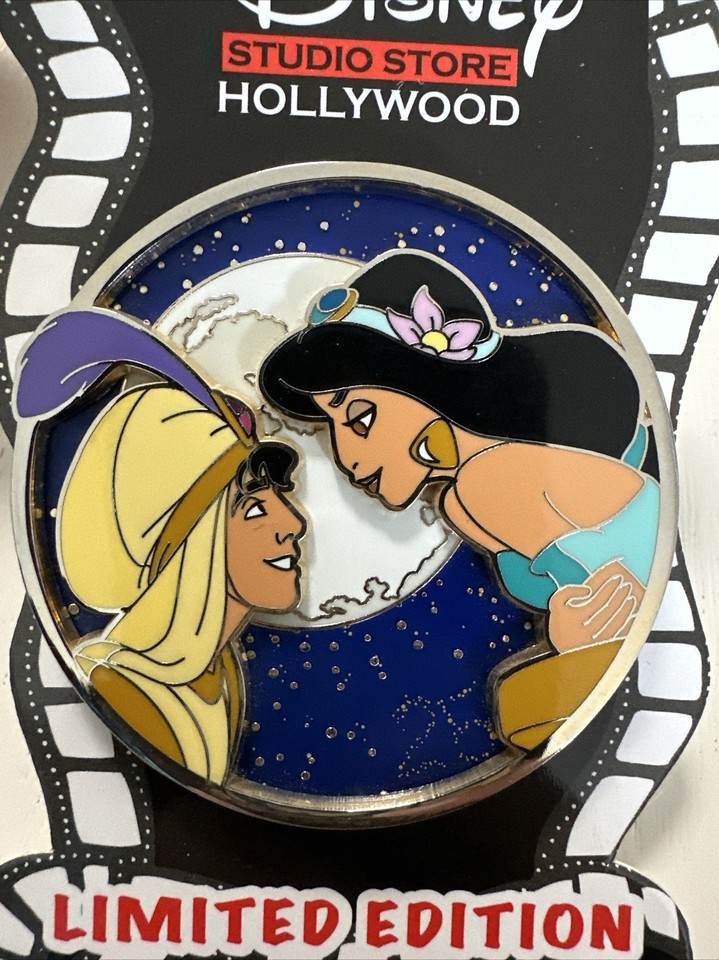 Disney Aladdin Pin - 25th Anniversary - Aladdin & Jasmine Framed Jumbo ...