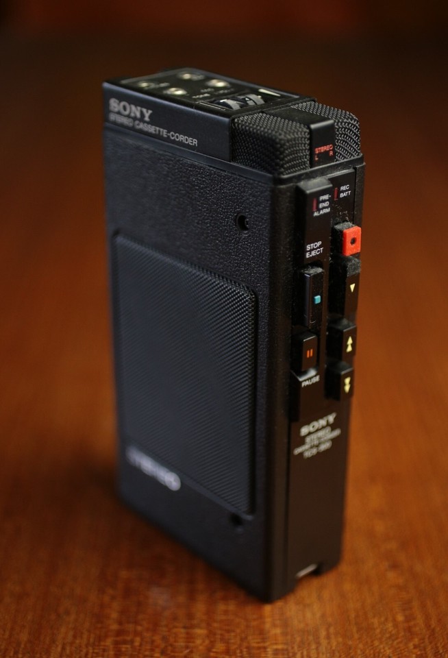 Sony TCS-300 - first portable sony stereo cassette recorder / walkman ...