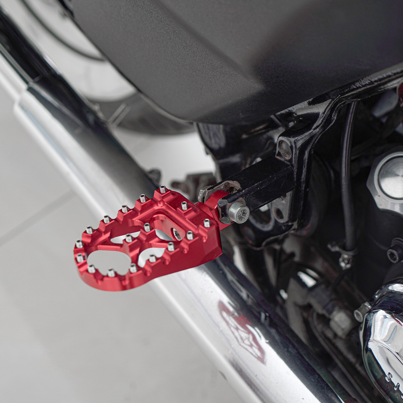 For Harley MX Rear Passenger Foot Pegs Touring Baggers Road King Road ...