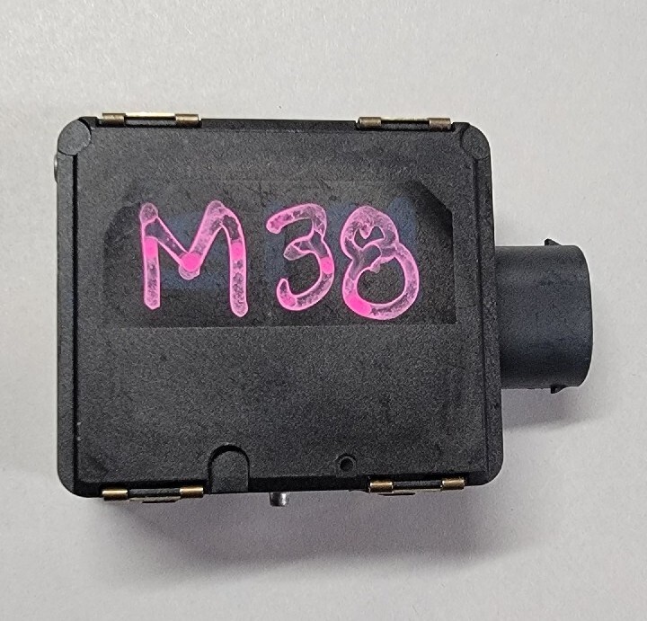2017-2020 MERCEDES BENZ C300 C63 C43 DISTANCE RADAR SENSOR A0009056911 ...