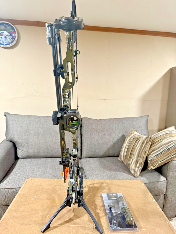Mathews Lift-X 29.5 bow Kuiu Verde RH multiple modules and accessories ...