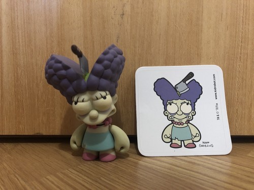 Kidrobot, The Simpsons Series 2 2010 Zombie Marge CHASE Figure 1/100 ...