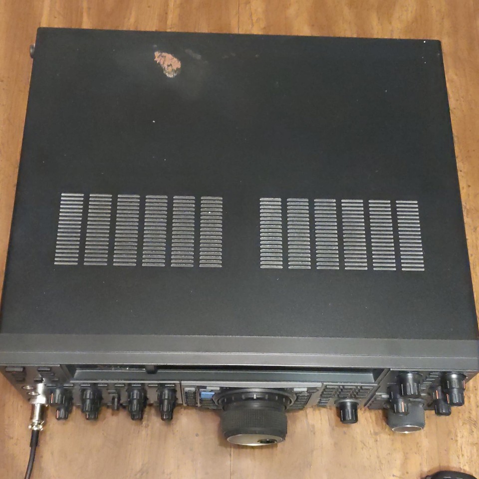 Yaesu FT-2000 6M-160M Transceiver With Microphone, See Video | eBay