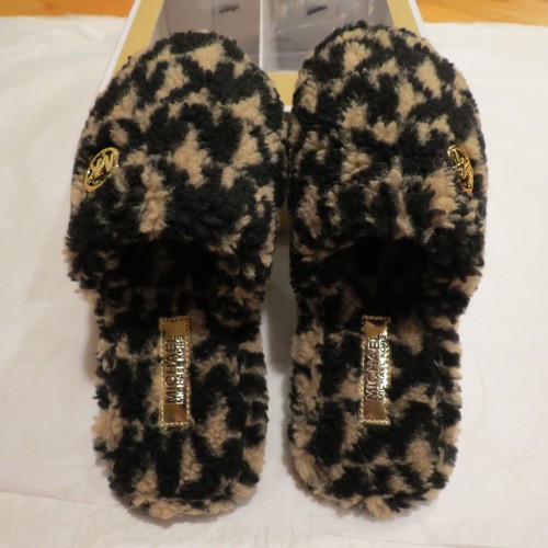 Michael Kors Alexis Closed Toe MK Jacquard Faux Sherpa Slippers 7 ...