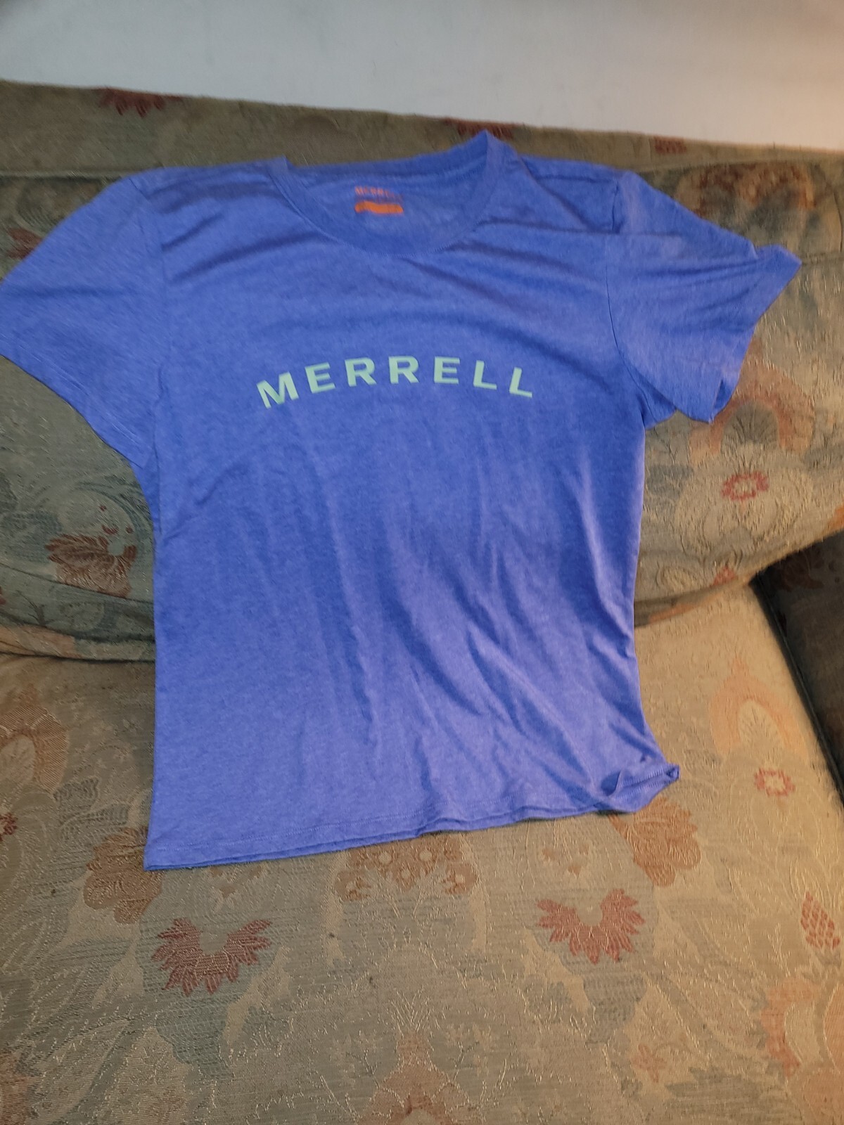 merrell t shirt size Women's Medium Great condition | eBay