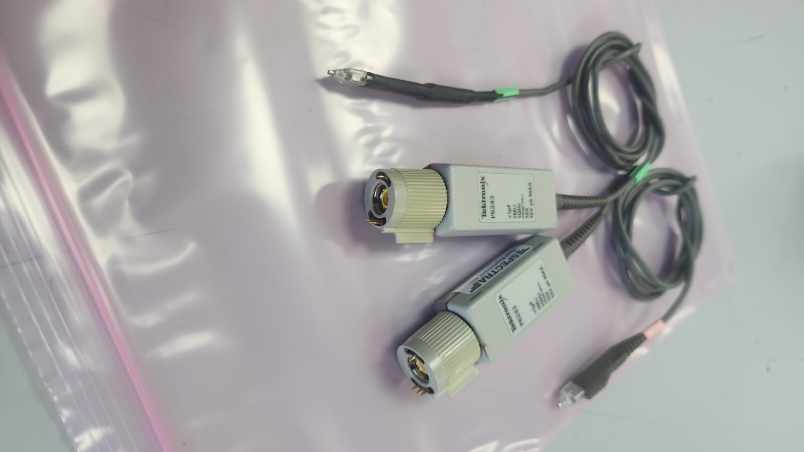 tektronix p6243 1GHz Active oscilloscope probe LOT OF 2 UNITS | eBay