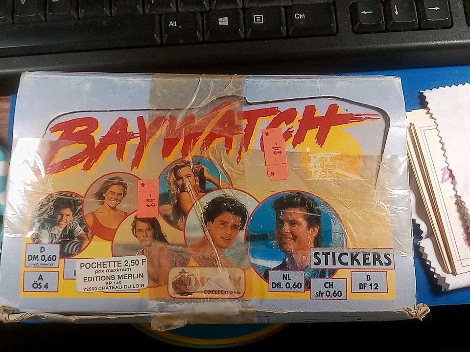 1993 Merlin Baywatch David Hasselhoff as (Mitch Buchannon) +1 Sticker ...