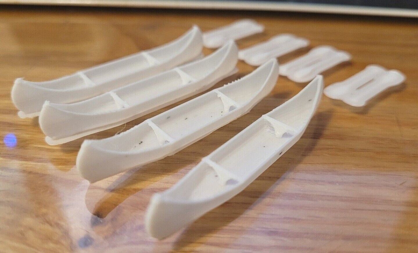 4pk of Canoes with Paddles O or HO Scale Train Scenery White and ...