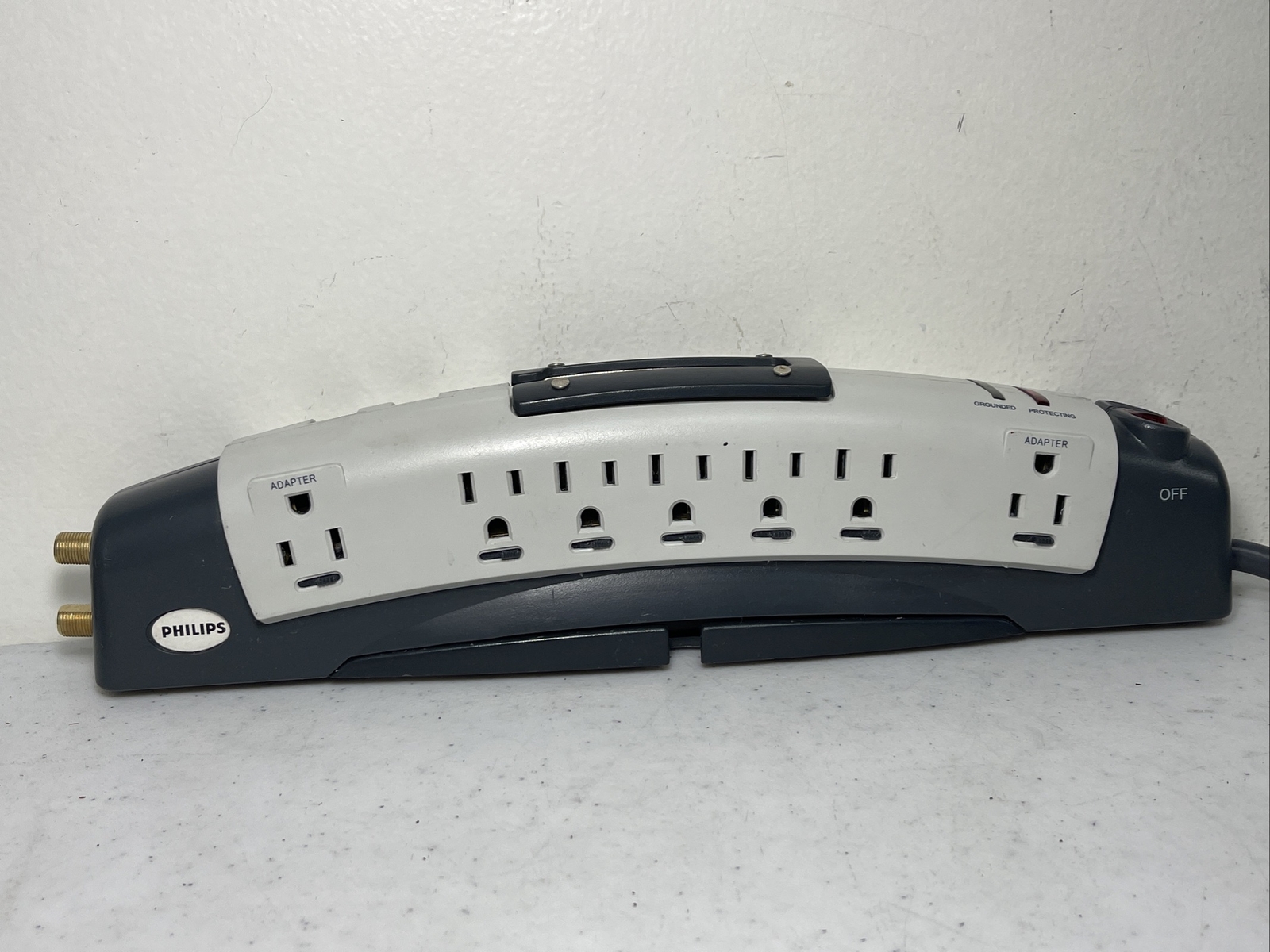 Philips SPP1189 7-Outlet Home Office Surge Protector with Coaxial Input ...
