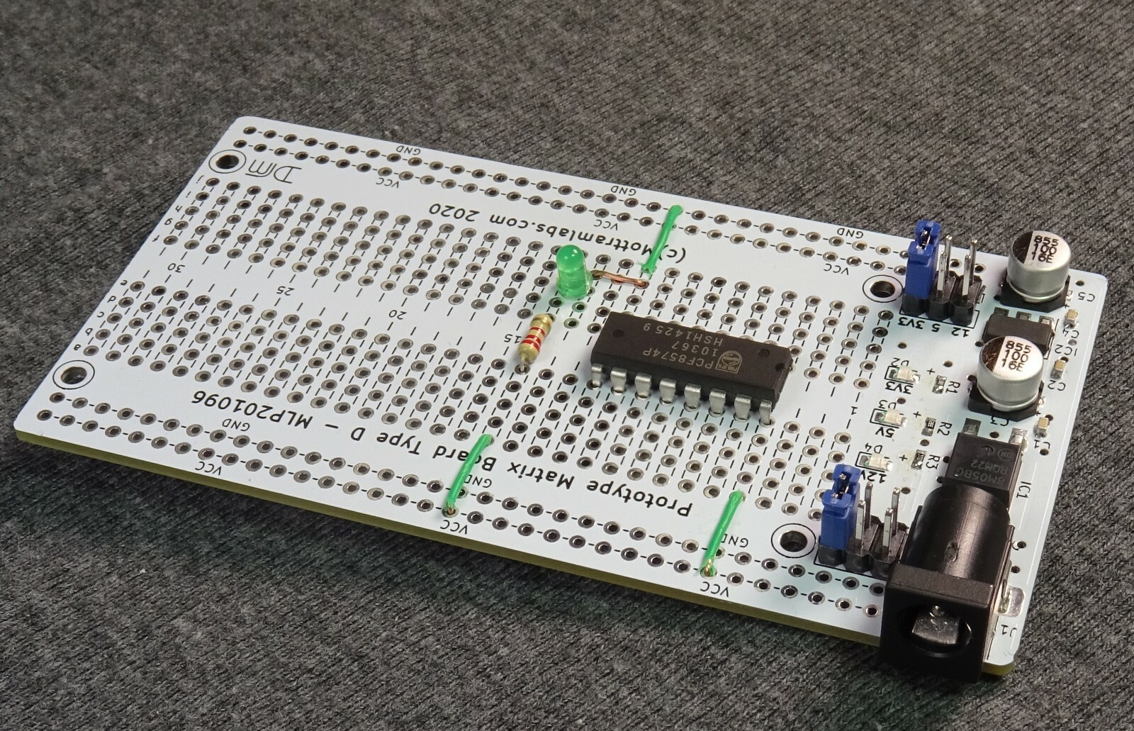 Prototyping Breadboard With PSU - 12V, 5V, 3.3V - Dual Output ...