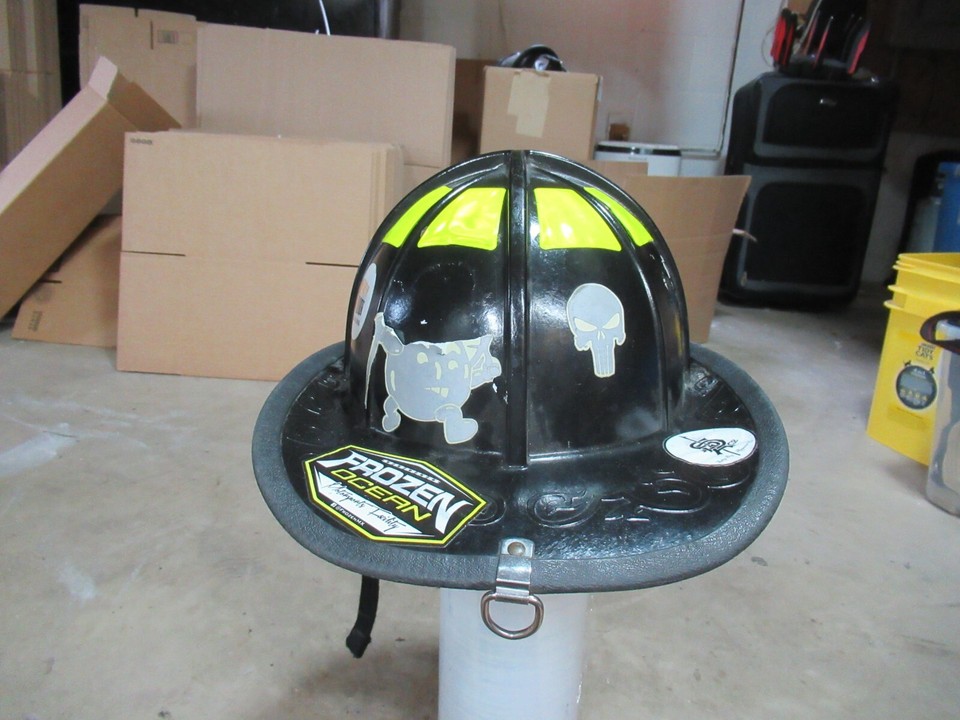 MFG 2015 Cairns 1044 TRADITIONAL Black Firefighter Helmet RESCUE EMS ...