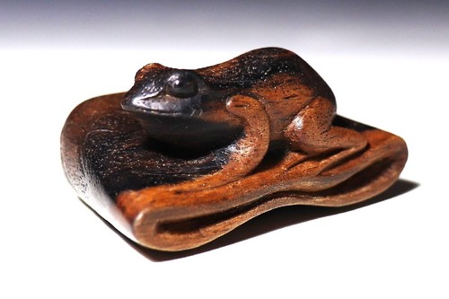 Japan Antique Netsuke lotus frog inro ojime sagemono rare Edo 1603-1868 ...