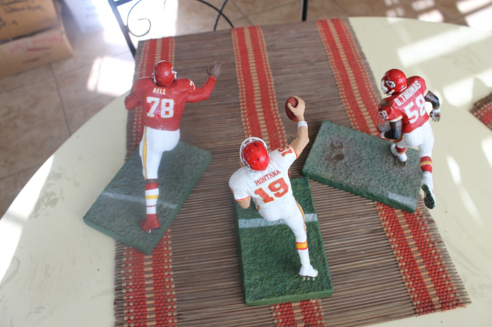 CUSTOM CHIEFS MCFARLANE (LOOSE): MAHOMES, MONTANA, THOMAS, ALLEN ...