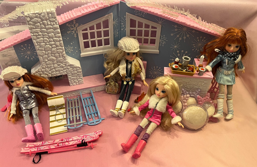 Bratz Snow Kissed Winter Snow Lodge PlaySet/Doll House 2015 Target ...