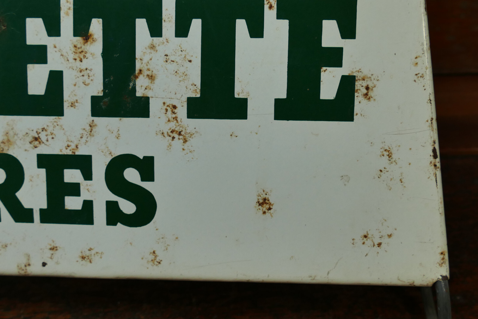 Vintage 1950s Original GILLETTE TIRES Metal Tire Diplay Stand Gas Oil ...