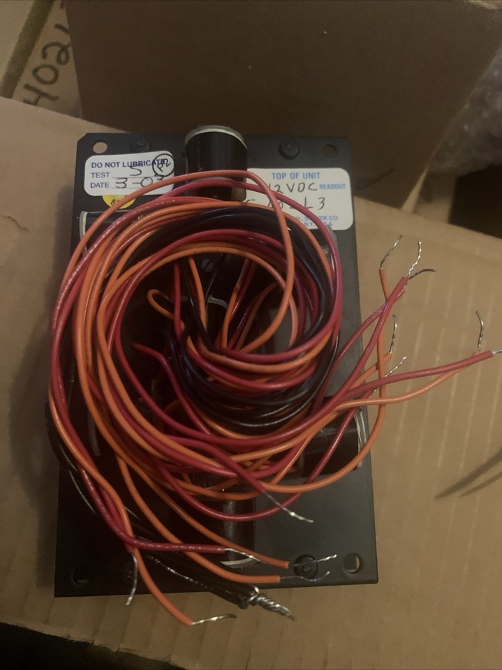 SIGNALEX,S- 402L3,NUMBER DISPLAY 12VDC NOS Flip Digit Scoreboard Clock ...