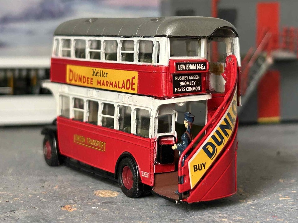 KIT BUS BUILT VARNEY MODELS AEC ST LONDON TRANSPORT WHITE METAL MODEL ...
