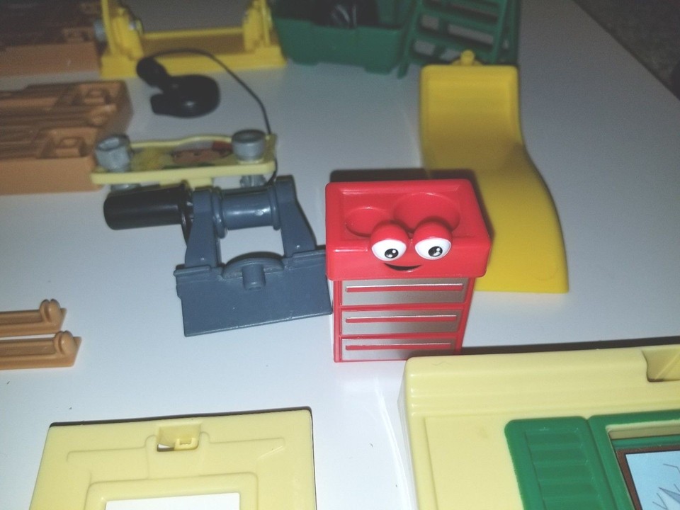 EUC HANDY MANNY LOT ~ LET'S GET TO WORK MANNY & REPAIR SHOP RETIRED ...