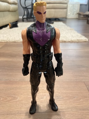 Hawkeye 12 Inch Action Figure Marvel Avengers Assemble Purple Titan ...