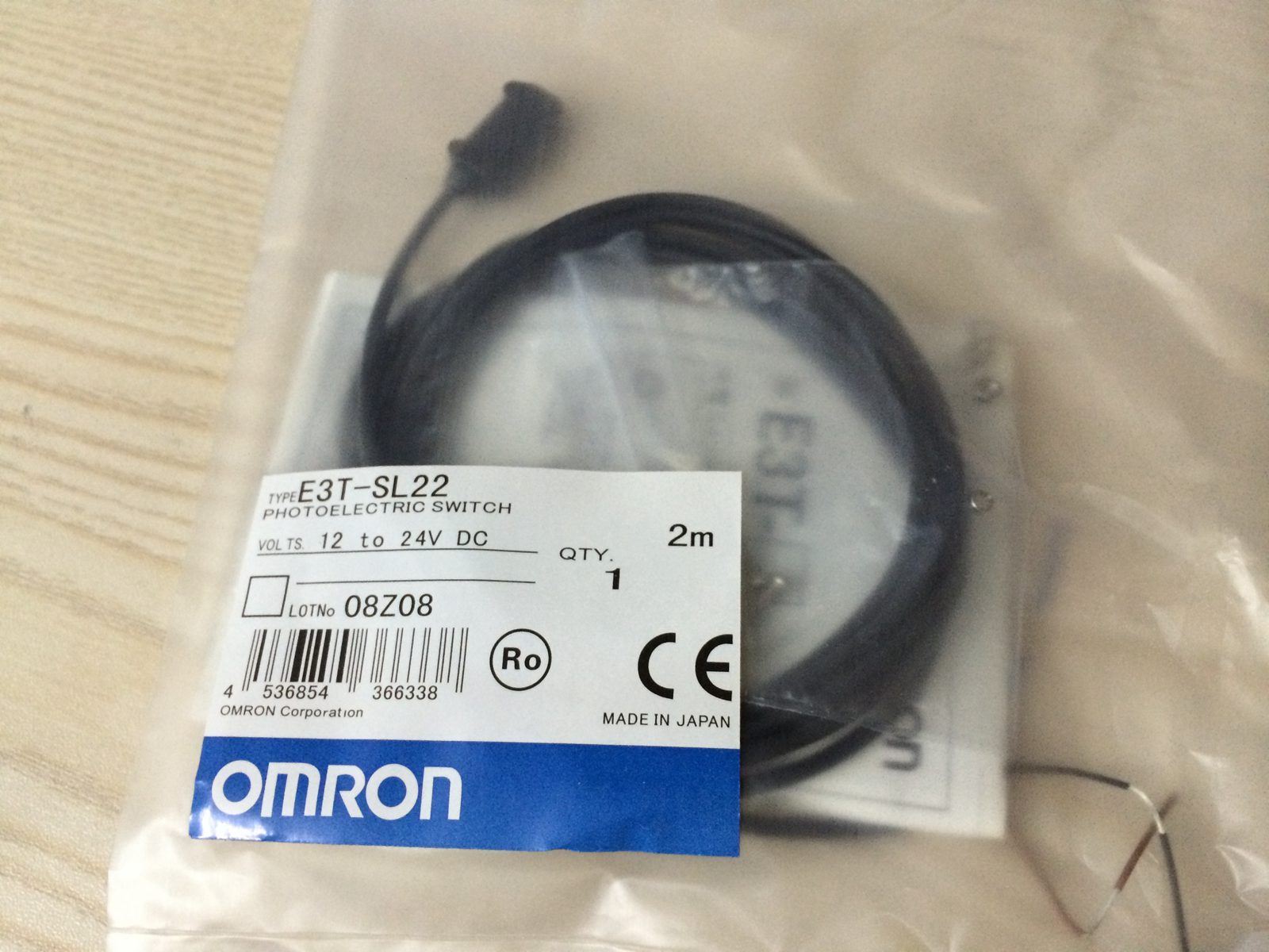 OMRON NEW E3T-SL22 (E3TSL22) PhotoElectric Switch | eBay