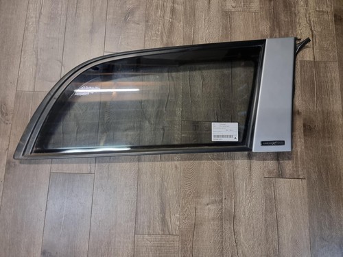 HOLDEN COMMODORE RIGHT REAR SIDE GLASS VY2-VZ, ADVENTRA, 10/03-09/07 03 ...