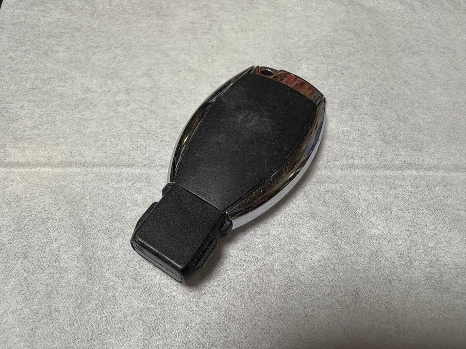 Mercedes-Benz W218 CLS Smart Key 3-Button AMG Keyless No Damage Used ...